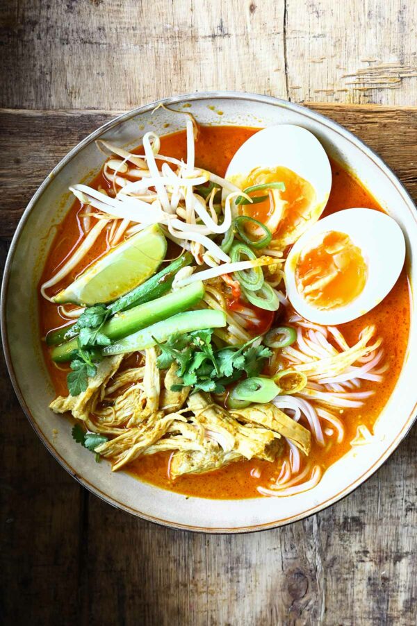 Easy Laksa with Shredded Chicken - Serving Dumplings