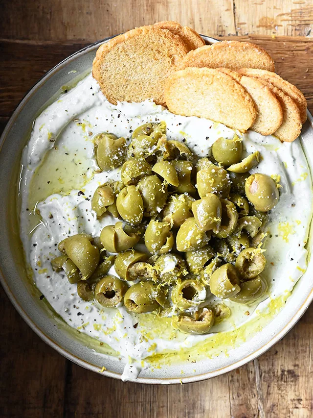 The Best Spicy Spaghetti Bolognese - Serving Dumplings